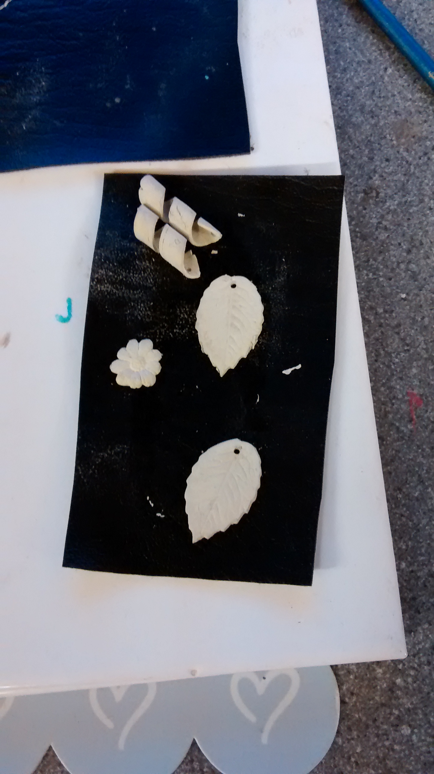 IMG_20150512_205637966 – CG Crafts